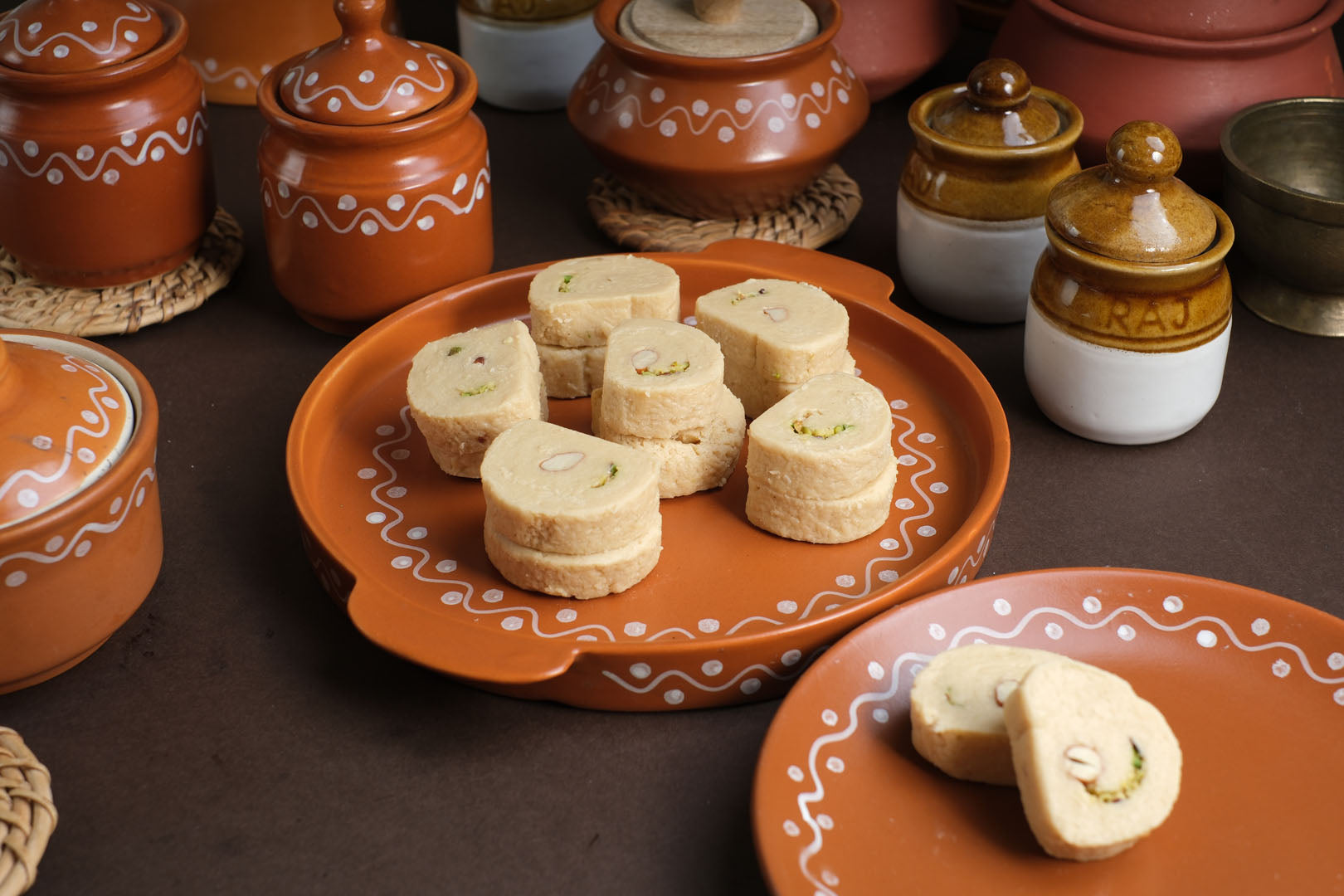 Pothgaal Sweets Kaju Crunch - Veeha Foods