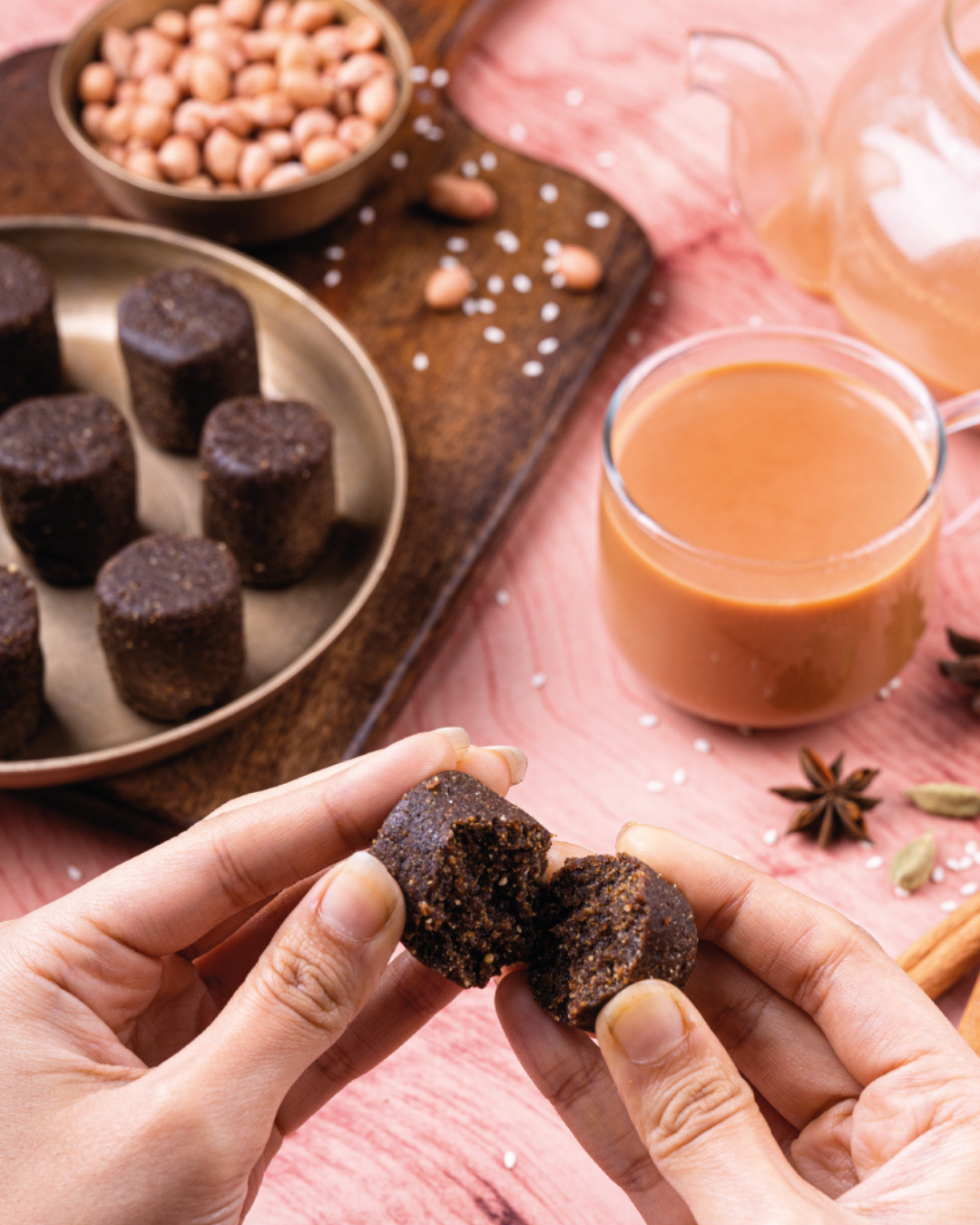 Aazol Mahua Laddu Forest Flower and Jaggery Nutri Ball - Veeha Foods