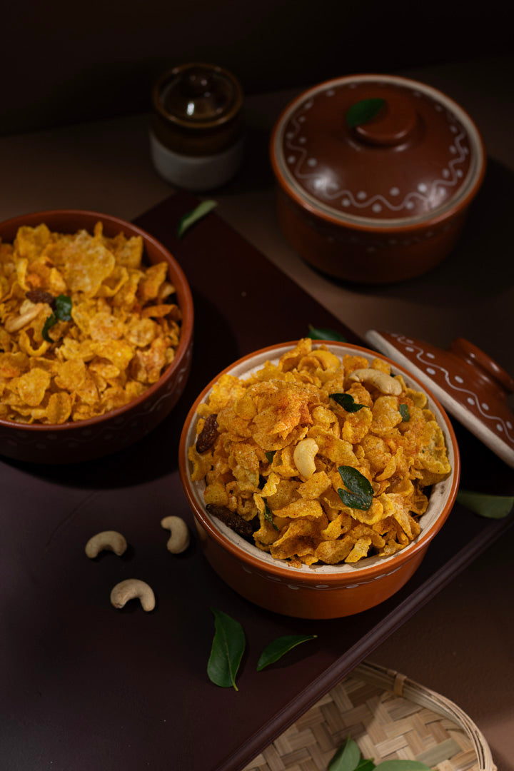 Pothgaal Sweets Spicy Corn Flakes - 200 gms - Veeha Foods