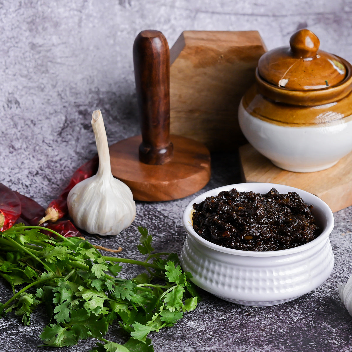 Vellanki Foods Kothimeera pickle (Coriander leaves) - Veeha Foods